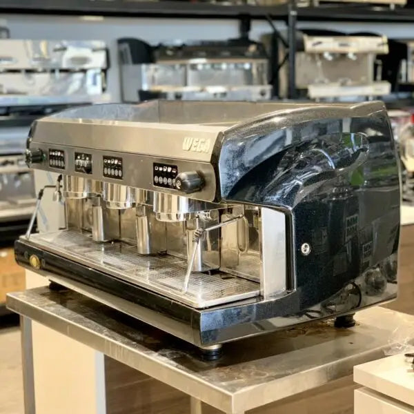 Buy Immaculate 2 Year Old 3 Group Wega Polaris Commercial Coffee – Usa ...