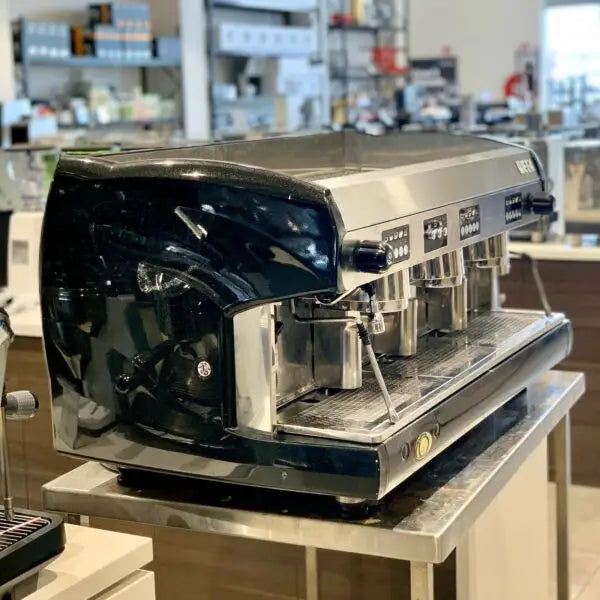 Buy Immaculate 2 Year Old 3 Group Wega Polaris Commercial Coffee – Usa ...
